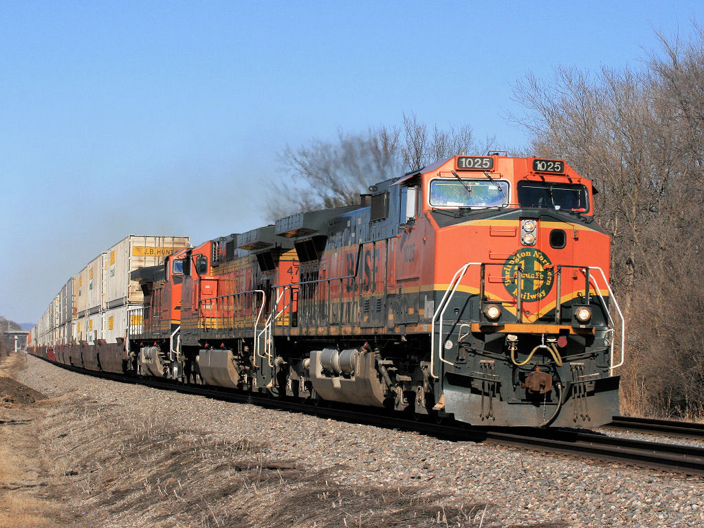 BNSF 1025